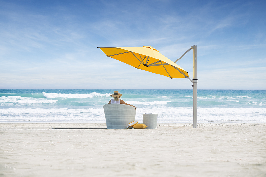 Eclipse Cantilever Umbrella | Outdoor Furniture Maine | Grill Maine ...